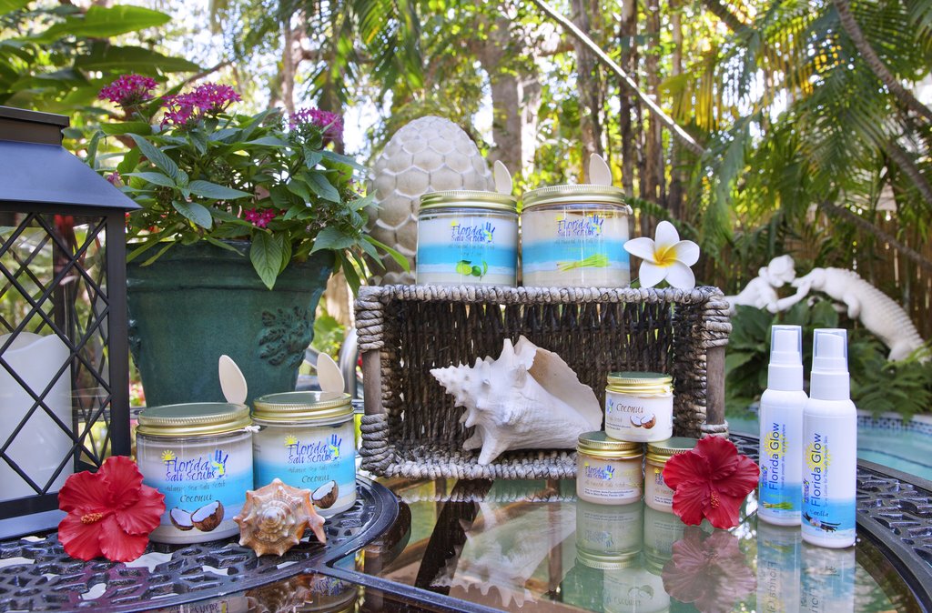 Key West Bed & Breakfast With Pool | The Mermaid & The Alligator