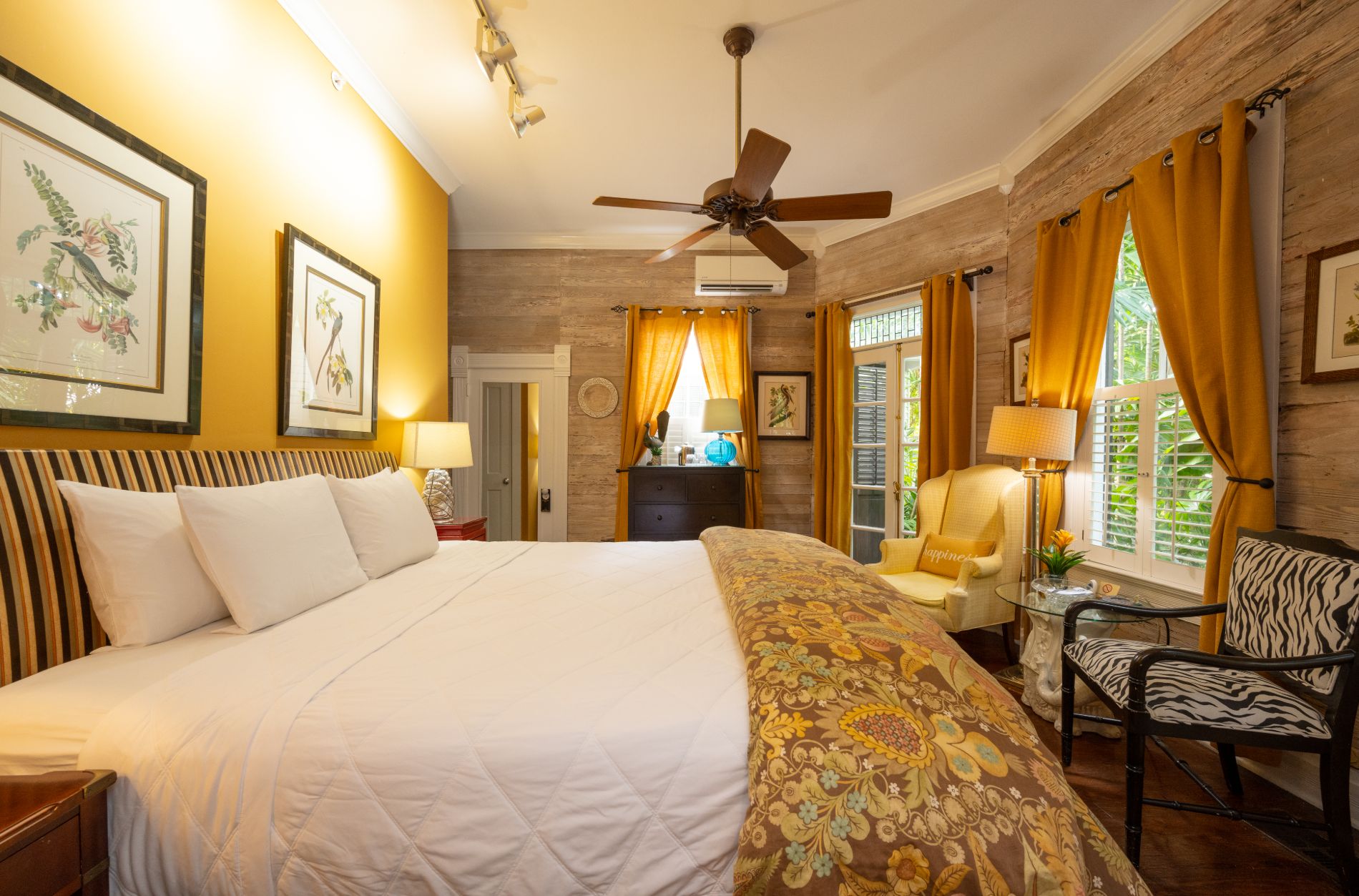 Comfortable Accommodations in The Keys | The Mermaid & The Alligator