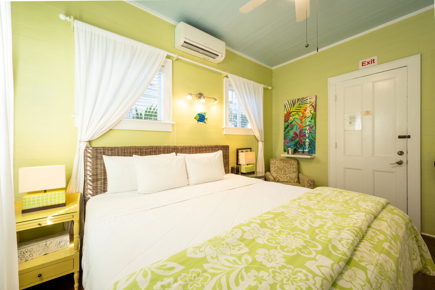 Comfortable Accommodations in The Keys | The Mermaid & The Alligator