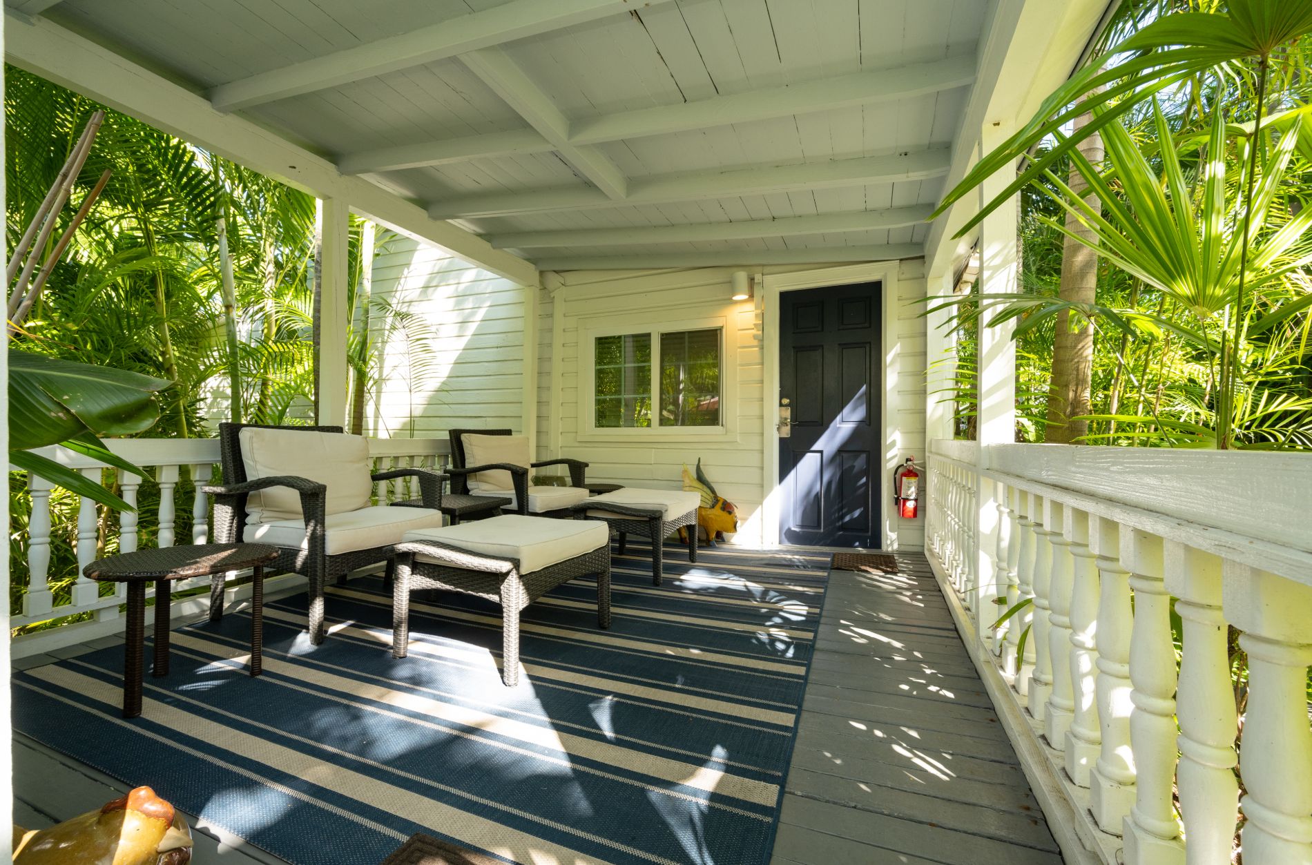 Comfortable Accommodations in The Keys | The Mermaid & The Alligator
